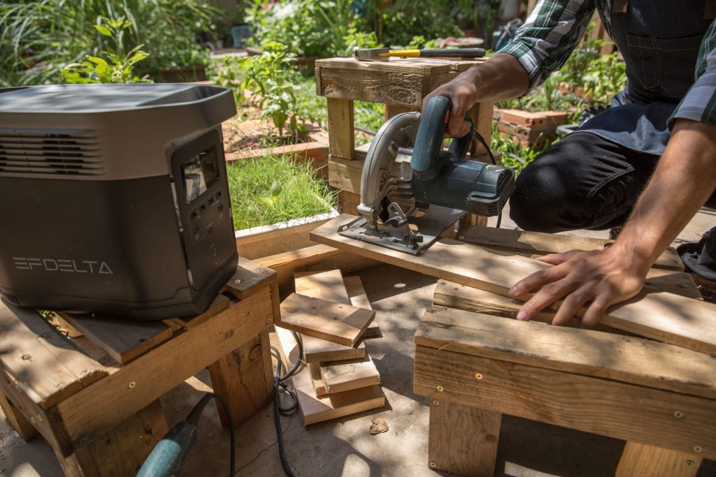 EcoFlow DELTA 1000 Portable Power Station - SMART GENERATORS